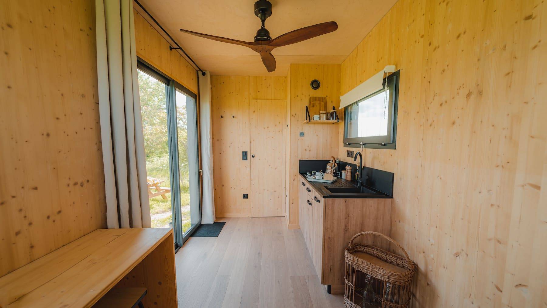 Louez la Tiny House des Jardins de la Guilde I Parcel